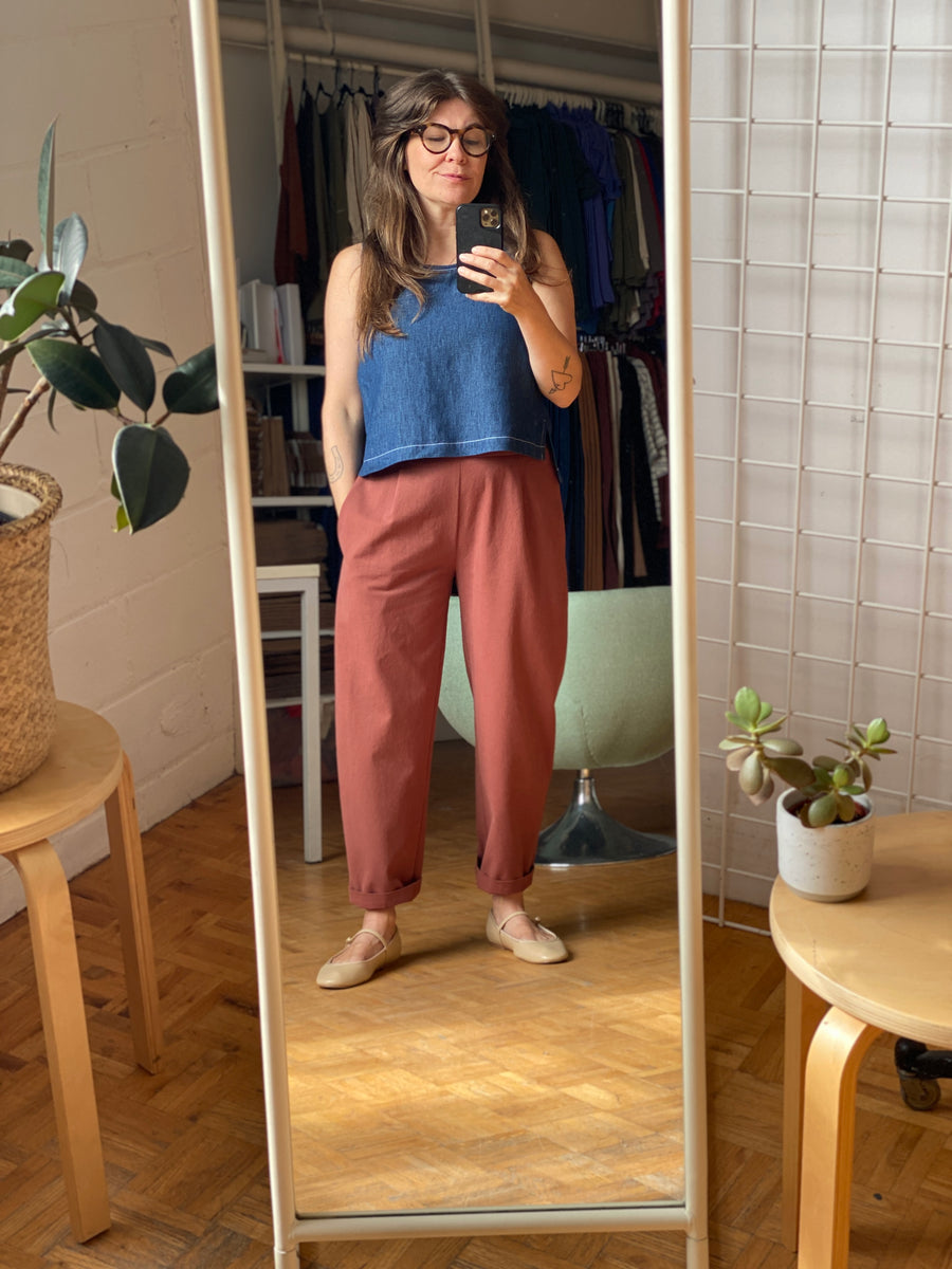 PRISCILLA (Rust) – Amanda Moss